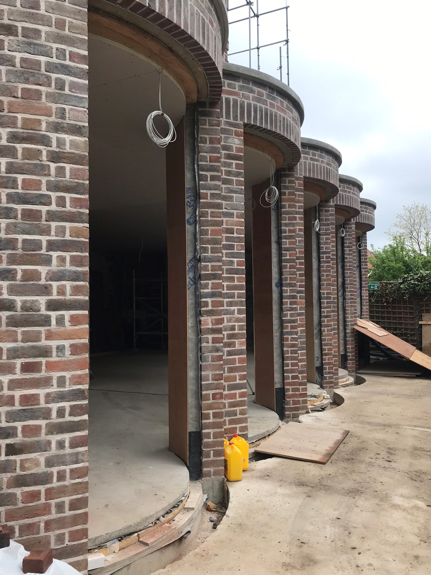 Eyre Estate villa continues on site - Marek Wojciechowski Architects